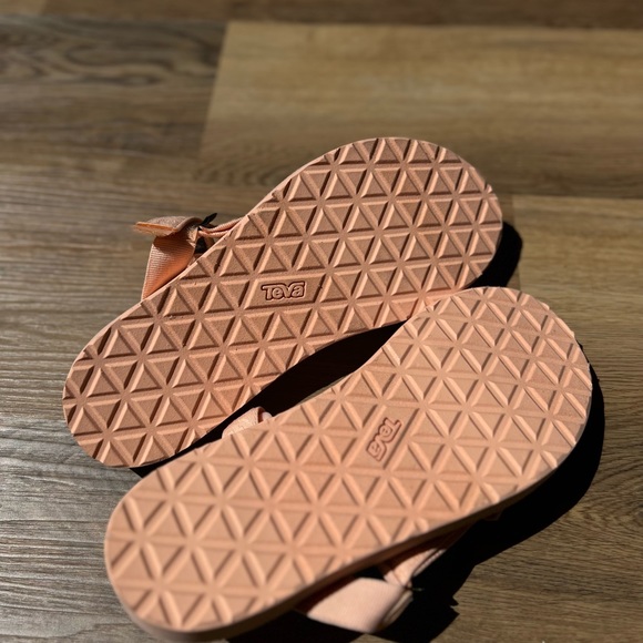 Teva | Shoes | Teva Universal Slide Sandals Power Pink | Poshmark